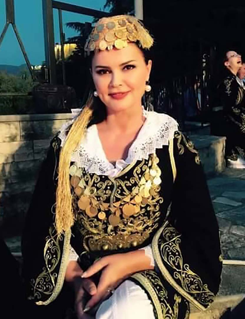 Veshja tradicionale e Lunxhërisë, perla e etnografisë shqiptare (FOTO ...